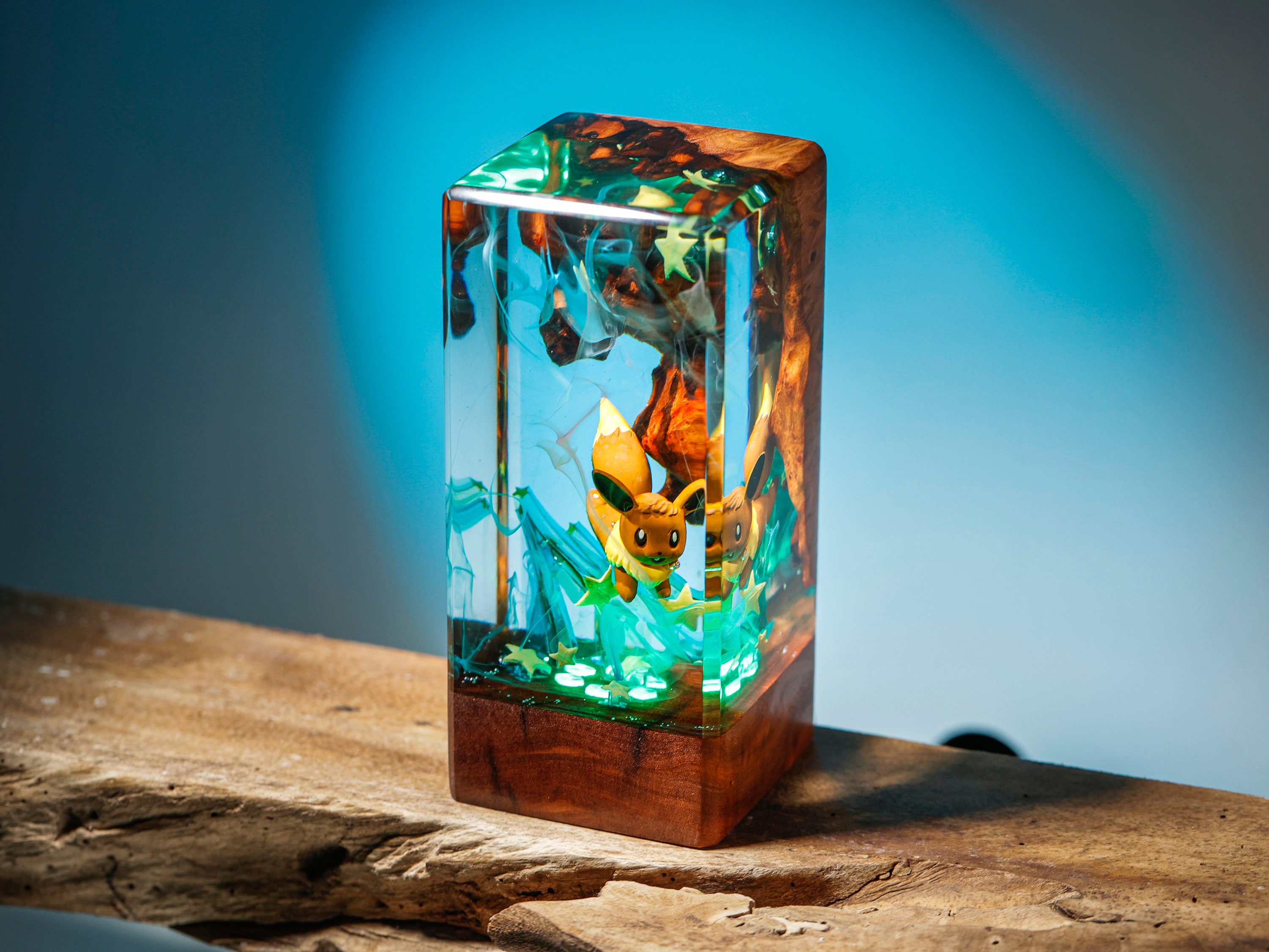 Eevee Pokemon Epoxy Lamp - AnimeBape